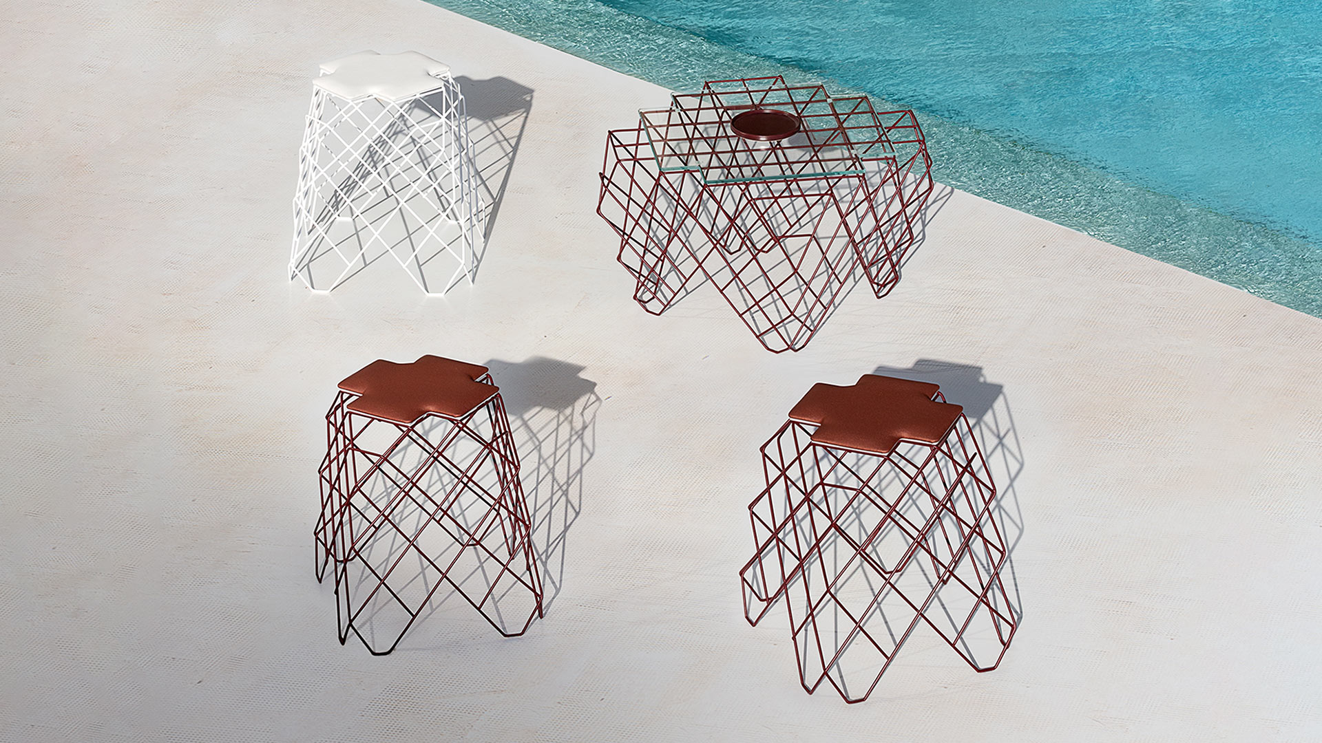Luxurious Outdoor Center Tables - Outdoor Living